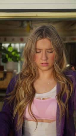 Kissed by Claw and Fang Full Episodes | ReelShort