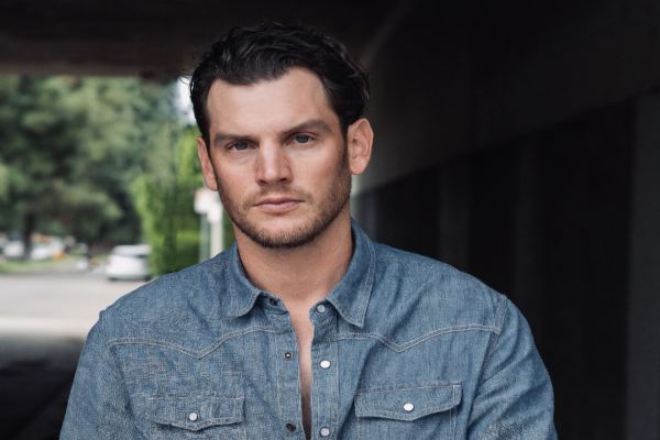 All About Fake Married to My Billionaire CEO Cast Introduction - ReelShort Fandom