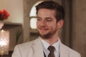 All About Lily Bloomfield and Quince Sterling in Heiress Crash Lands on ...