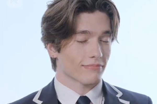 Ben Armstrong: The Movie Star Who Brings the Fun - ReelShort Fandom