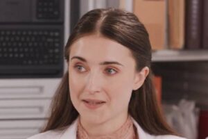 Meet Tess Dinerstein From How To Tame A Sliver Fox ReelShort Movie ...