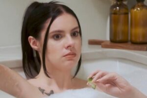 Introducing Secret Surrogate to the Mafia King Actors And Storyline: Mafia Boss's Steamy Love ...